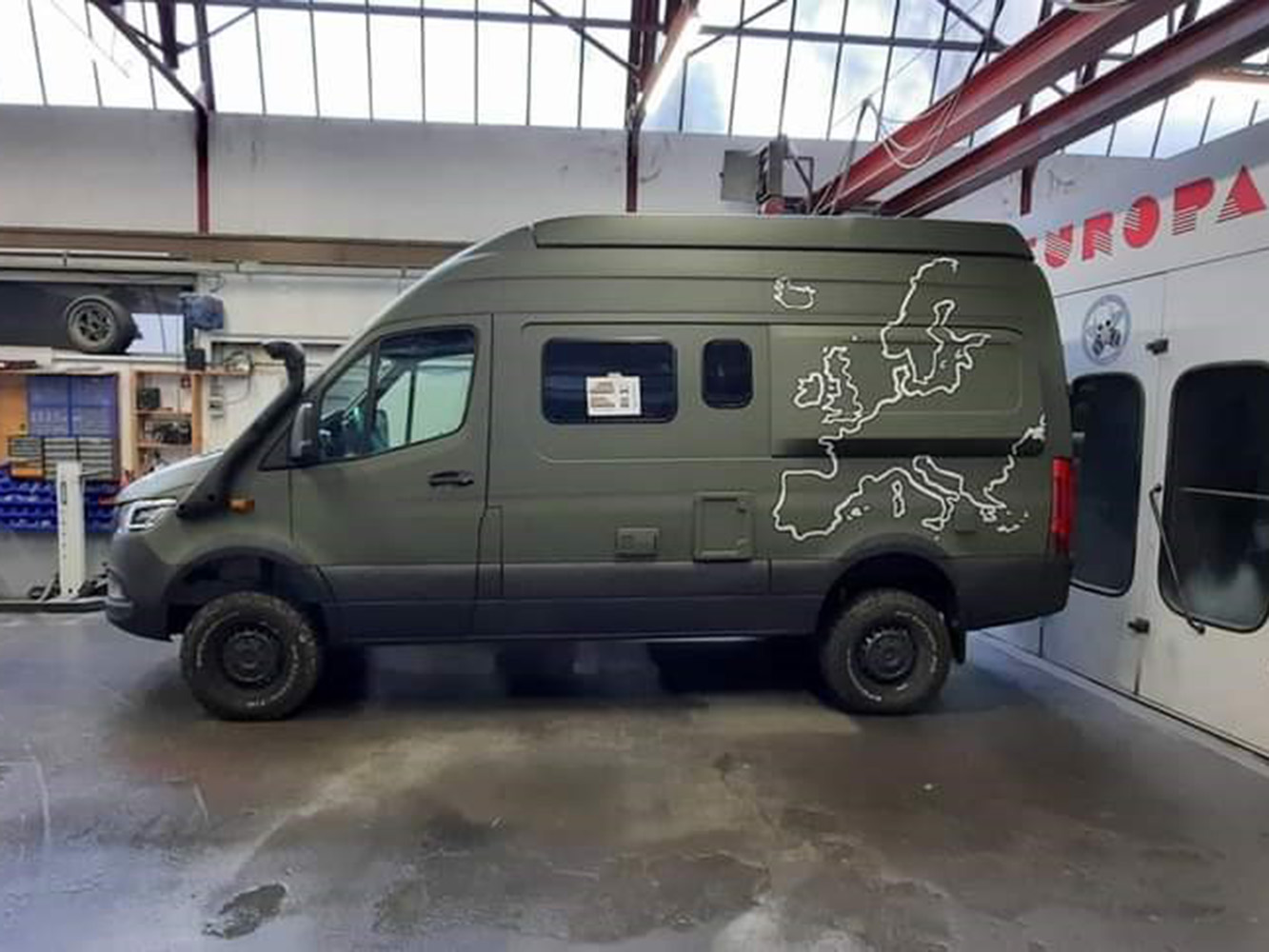 An All Out Sprinter - Raptortough